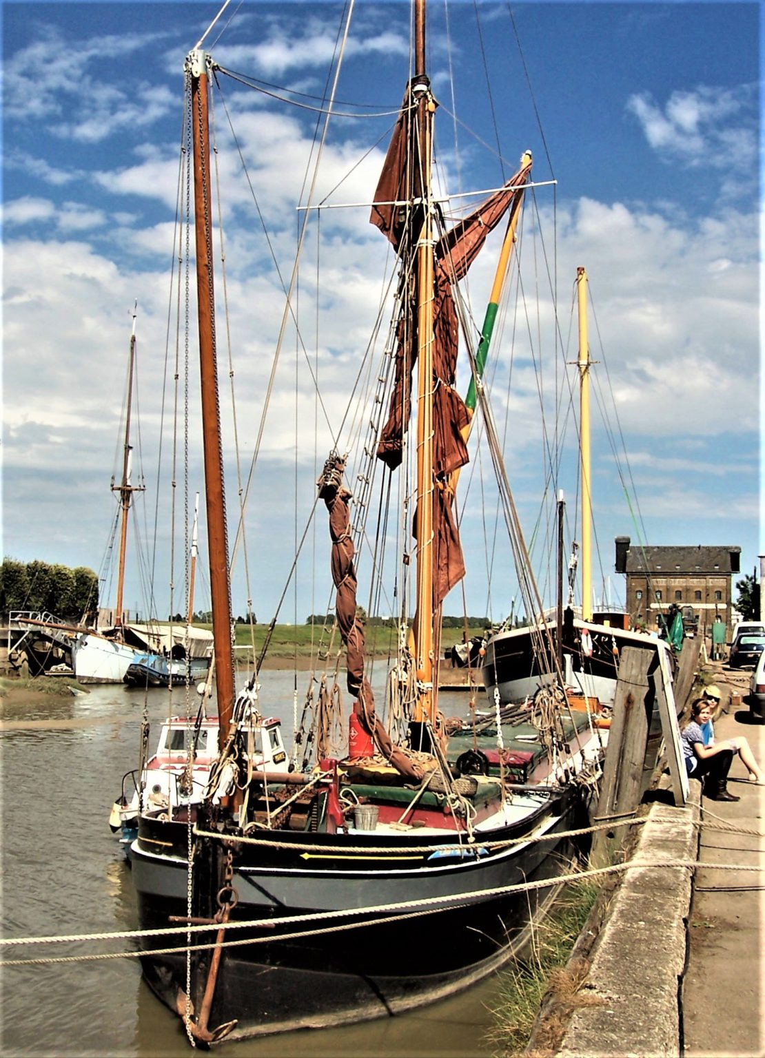 FAQs - The Society for Sailing Barge Research